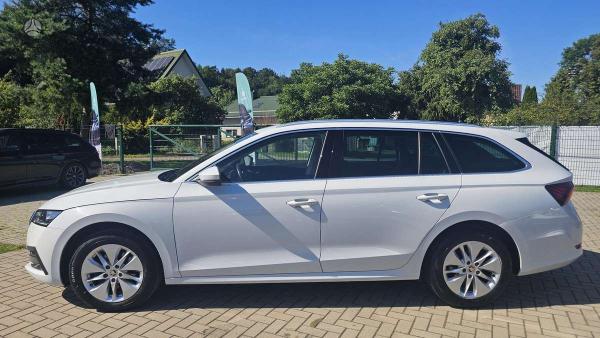 White Skoda Octavia 2023 in Prienai, with an engine capacity of 1.97 L and mileage of 197 thousand km for 13799 €, photo 8 on AUTOMOTO.COM.LV