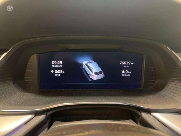 Белый Шкода Октавия 2023 в Вильнюс, объемом двигателя 1.50 л и пробегом 77 тыс. км за 20450 €, фото 9 на AUTOMOTO.COM.LV