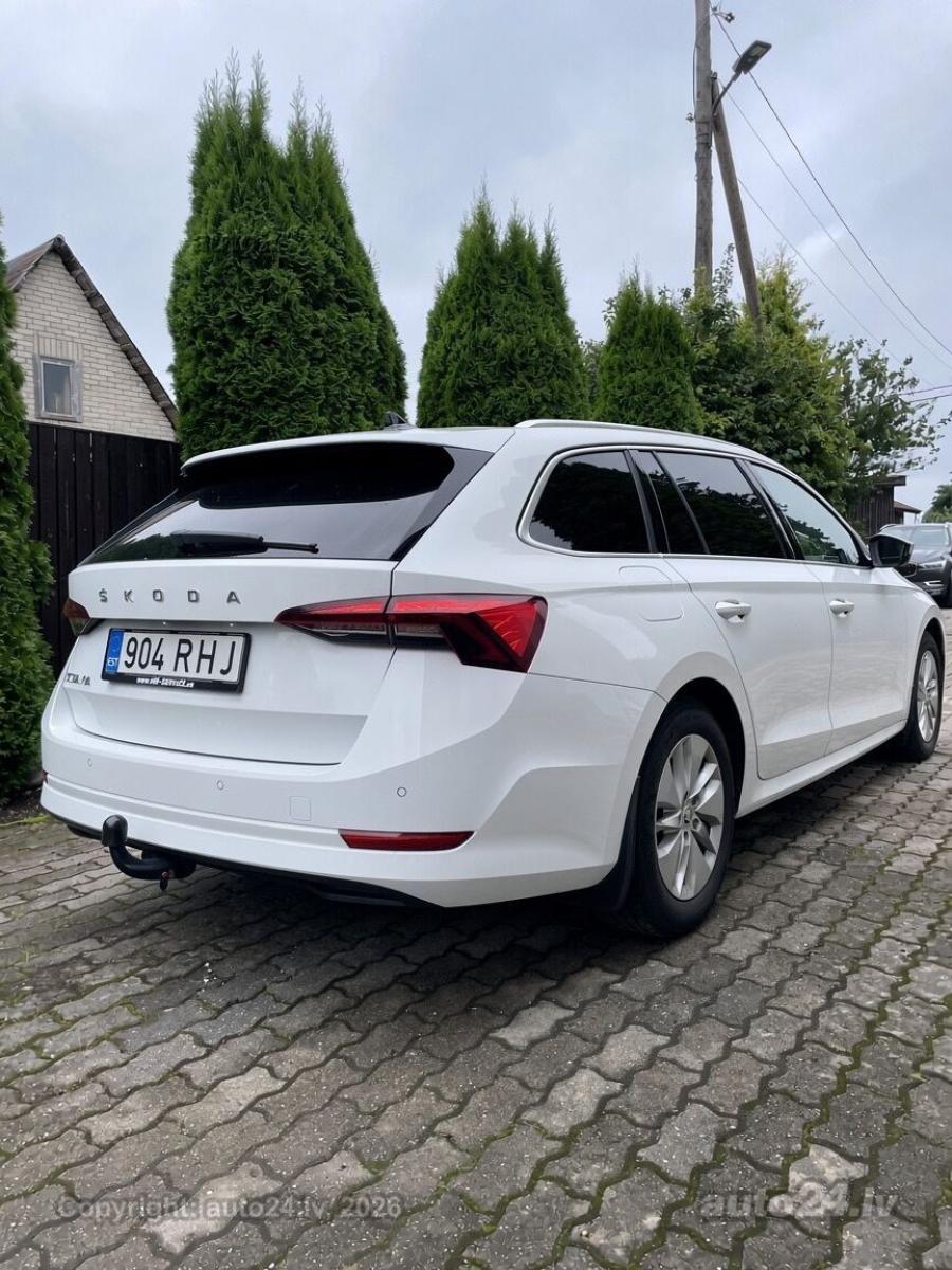 White Skoda Octavia 2023 in Keila, with an engine capacity of 2.00 L and mileage of 147 thousand km for 19850 €, photo 4 on AUTOMOTO.COM.LV