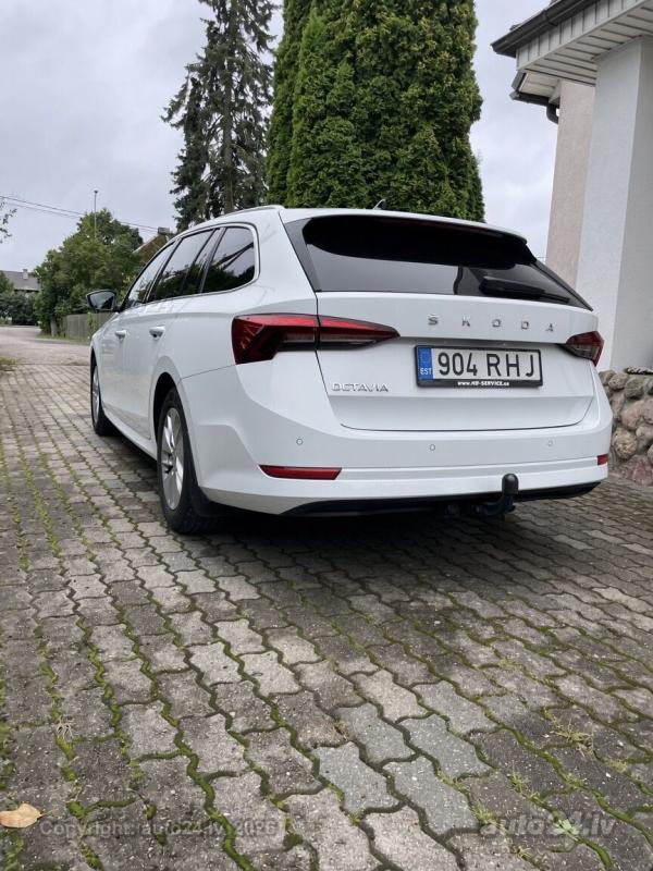 White Skoda Octavia 2023 in Keila, with an engine capacity of 2.00 L and mileage of 147 thousand km for 19850 €, photo 4 on AUTOMOTO.COM.LV