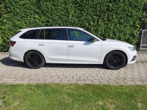 White Skoda Octavia 2023 in Kalvarija, with an engine capacity of 1.50 L and mileage of 135 thousand km for 16396 €, photo 8 on AUTOMOTO.COM.LV