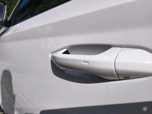 White Skoda Octavia 2023 in Kalvarija, with an engine capacity of 1.50 L and mileage of 135 thousand km for 16396 €, photo 21 on AUTOMOTO.COM.LV
