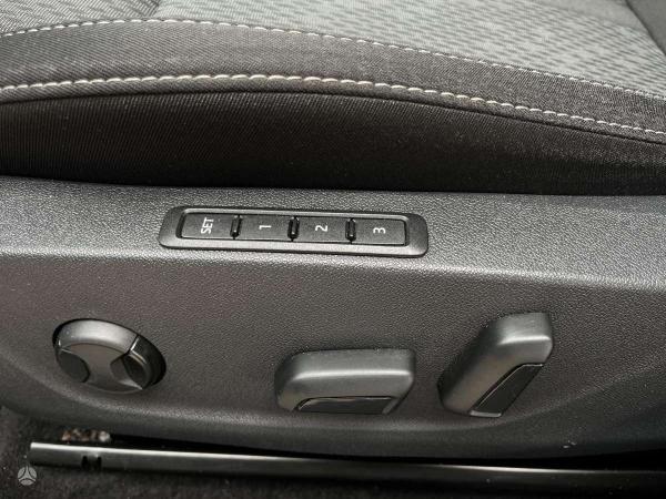 Белый Шкода Октавия 2023 в Вильнюс, объемом двигателя 1.97 л и пробегом 197 тыс. км за 14999 €, фото 11 на AUTOMOTO.COM.LV