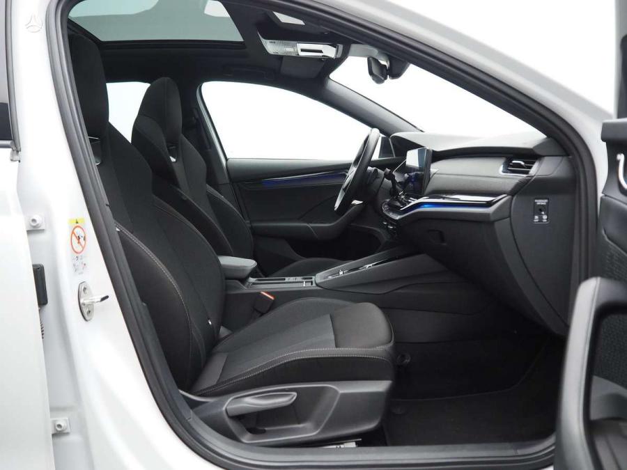 White Skoda Octavia 2023 in Vilnius, with an engine capacity of 1.50 L and mileage of 187 thousand km for 15500 €, photo 13 on AUTOMOTO.COM.LV