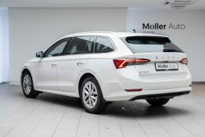 White Skoda Octavia 2023 in Peetri, with an engine capacity of 2.00 L and mileage of 92 thousand km for 21750 €, photo 5 on AUTOMOTO.COM.LV