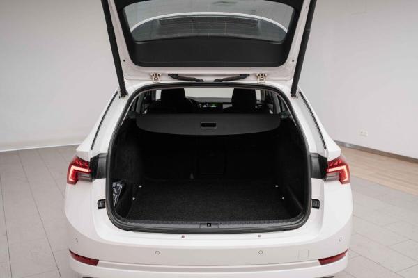 Шкода Октавия 2023 в Пеэтри на AUTOMOTO.COM.LV Белый Шкода Октавия 2023 в Пеэтри, объемом двигателя 2.00 л и пробегом 92 тыс. км за 21750 €, фото 10 на AUTOMOTO.COM.LV