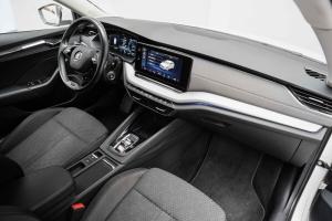 White Skoda Octavia 2023 in Peetri, with an engine capacity of 2.00 L and mileage of 92 thousand km for 21750 €, photo 14 on AUTOMOTO.COM.LV