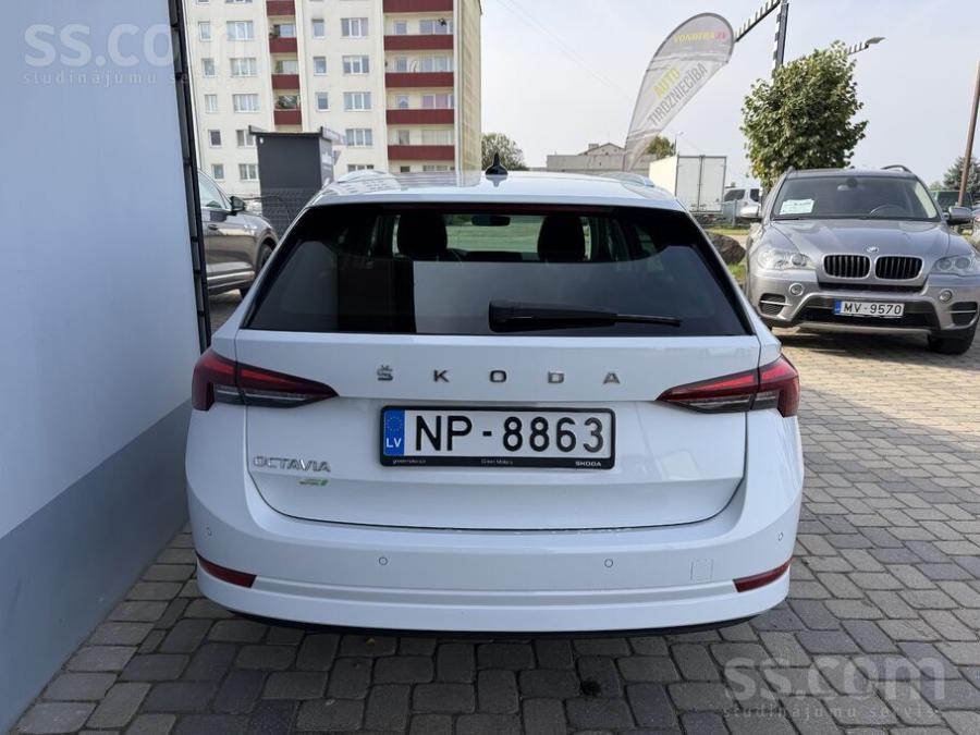 Balts Skoda Octavia 2023 Talsi, ar dzinēja tilpumu 2.00 L un nobraukumu 152 tūkst. km par 13800 €, foto 5 vietnē AUTOMOTO.COM.LV