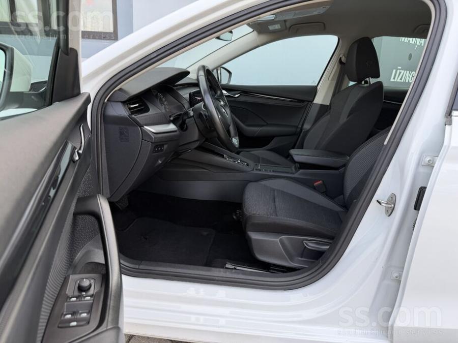 Balts Skoda Octavia 2023 Talsi, ar dzinēja tilpumu 2.00 L un nobraukumu 152 tūkst. km par 13800 €, foto 22 vietnē AUTOMOTO.COM.LV