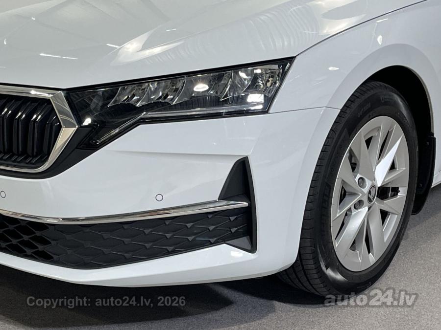 White Skoda Octavia 2025 in Tallinn, with an engine capacity of 1.50 L and mileage of 14 thousand km for 27900 €, photo 19 on AUTOMOTO.COM.LV