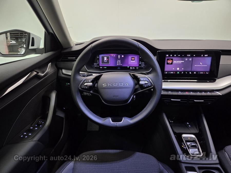 Balts Skoda Octavia 2025 Tallina, ar dzinēja tilpumu 1.50 L un nobraukumu 14 tūkst. km par 26900 €, foto 15 vietnē AUTOMOTO.COM.LV