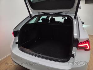 Balts Skoda Octavia 2025 Tallina, ar dzinēja tilpumu 1.50 L un nobraukumu 14 tūkst. km par 26900 €, foto 21 vietnē AUTOMOTO.COM.LV