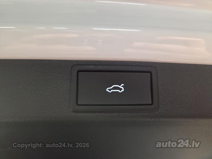 Balts Skoda Octavia 2025 Tallina, ar dzinēja tilpumu 1.50 L un nobraukumu 14 tūkst. km par 26900 €, foto 22 vietnē AUTOMOTO.COM.LV