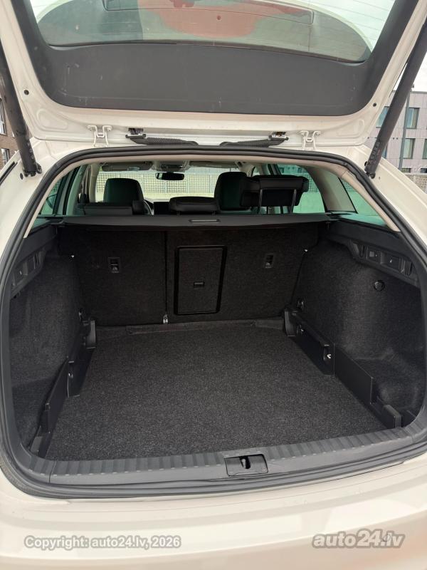 White Skoda Octavia 2025 in Tallinn, with an engine capacity of 2.00 L and mileage of 9 thousand km for 29900 €, photo 10 on AUTOMOTO.COM.LV