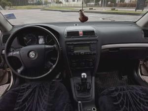 Dzeltens Skoda Octavia 2005 Alīta, ar dzinēja tilpumu 1.97 L un nobraukumu 308 tūkst. km par 1900 €, foto 7 vietnē AUTOMOTO.COM.LV