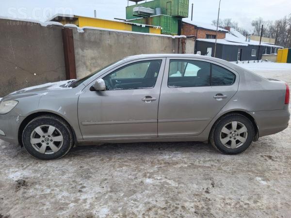 Yellow Skoda Octavia 2010 in Jekabpils, with an engine capacity of 1.90 L and mileage of 348 thousand km for 2500 €, photo 1 on AUTOMOTO.COM.LV