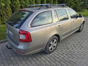 Dzeltens Skoda Octavia 2011 Klaipėda, ar dzinēja tilpumu 1.60 L un nobraukumu 295 tūkst. km par 1980 €, foto 3 vietnē AUTOMOTO.COM.LV