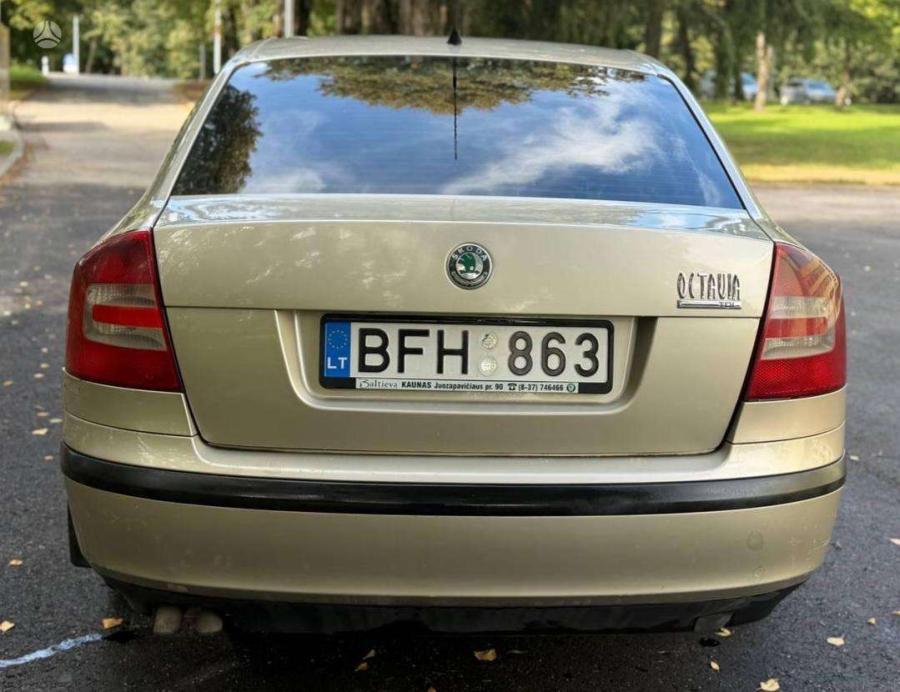 Yellow Skoda Octavia 2005 in Vilnius, with an engine capacity of 1.90 L and mileage of 370 thousand km for 799 €, photo 6 on AUTOMOTO.COM.LV