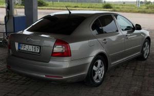 Yellow Skoda Octavia 2009 in Vilnius, with an engine capacity of 1.90 L and mileage of 450 thousand km for 1150 €, photo 5 on AUTOMOTO.COM.LV