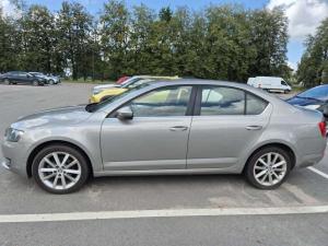 Dzeltens Skoda Octavia 2014 Kauņa, ar dzinēja tilpumu 1.20 L un nobraukumu 189 tūkst. km par 7300 €, foto  vietnē AUTOMOTO.COM.LV