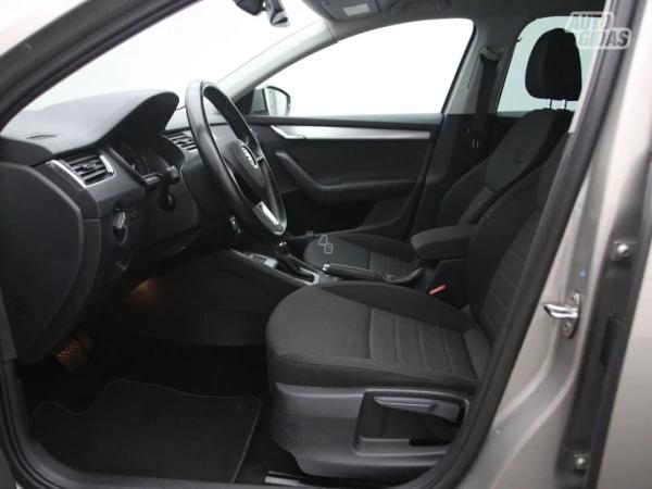 Dzeltens Skoda Octavia 2016 Viļņa, ar dzinēja tilpumu 1.40 L un nobraukumu 119 tūkst. km par 11799 €, foto 4 vietnē AUTOMOTO.COM.LV