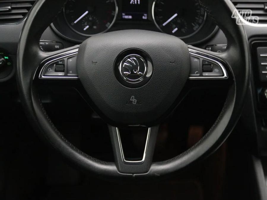 Dzeltens Skoda Octavia 2016 Viļņa, ar dzinēja tilpumu 1.40 L un nobraukumu 119 tūkst. km par 11799 €, foto 19 vietnē AUTOMOTO.COM.LV