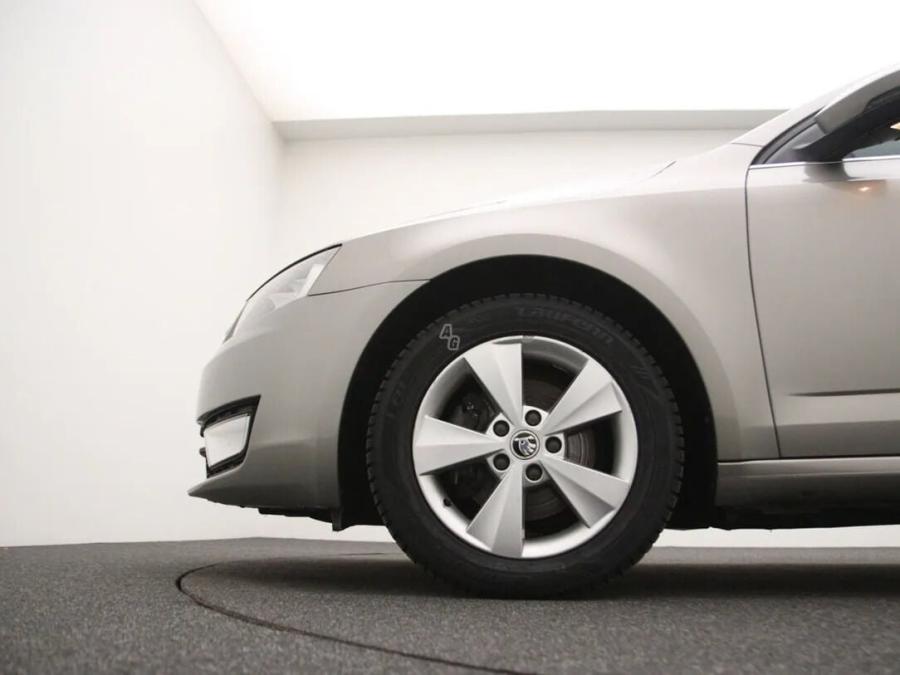 Dzeltens Skoda Octavia 2016 Viļņa, ar dzinēja tilpumu 1.40 L un nobraukumu 119 tūkst. km par 11799 €, foto 29 vietnē AUTOMOTO.COM.LV