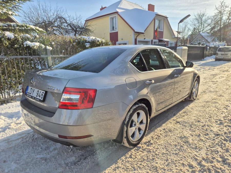 Dzeltens Skoda Octavia 2019 Viļņa, ar dzinēja tilpumu 1.60 L un nobraukumu 124 tūkst. km par 10800 €, foto 5 vietnē AUTOMOTO.COM.LV