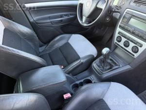 Dzeltens Skoda Octavia 2006 Rīga, ar dzinēja tilpumu 2.00 L un nobraukumu 0 tūkst. km par 1900 €, foto 15 vietnē AUTOMOTO.COM.LV