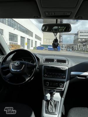Желтый Шкода Октавия 2009 в Каунас, объемом двигателя 2.00 л и пробегом 332 тыс. км за 2500 €, фото 10 на AUTOMOTO.COM.LV