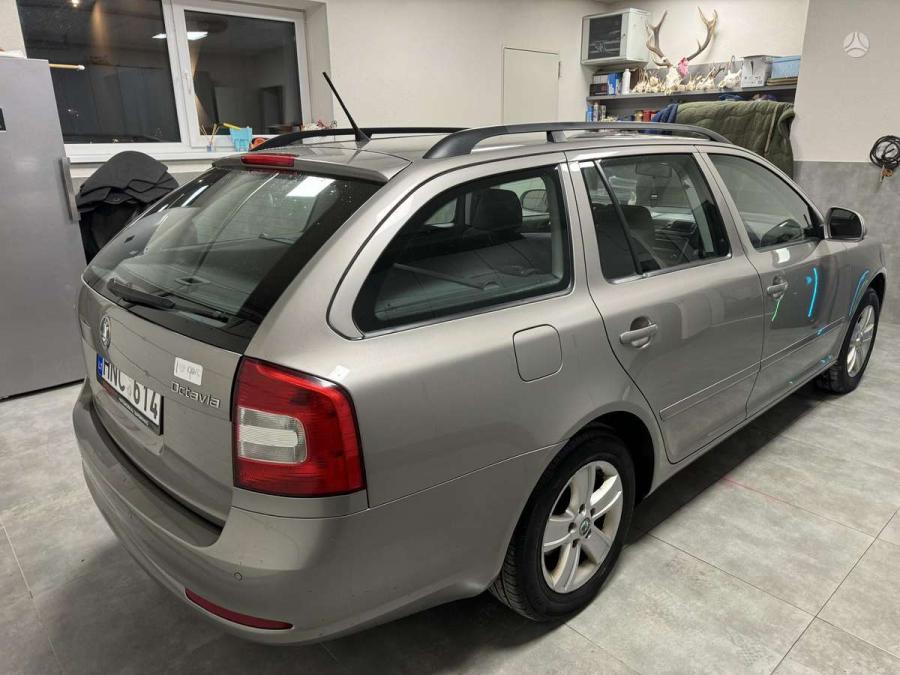 Dzeltens Skoda Octavia 2011 Šauļi, ar dzinēja tilpumu 1.40 L un nobraukumu 178 tūkst. km par 3000 €, foto 6 vietnē AUTOMOTO.COM.LV