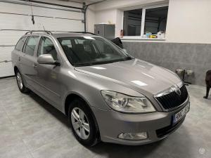 Dzeltens Skoda Octavia 2011 Šauļi, ar dzinēja tilpumu 1.40 L un nobraukumu 178 tūkst. km par 3000 €, foto 7 vietnē AUTOMOTO.COM.LV