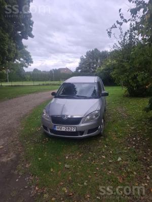 Pelēks Skoda Praktik 2012 Rīga, ar dzinēja tilpumu 1.60 L un nobraukumu 268 tūkst. km par 1950 €, foto 3 vietnē AUTOMOTO.COM.LV