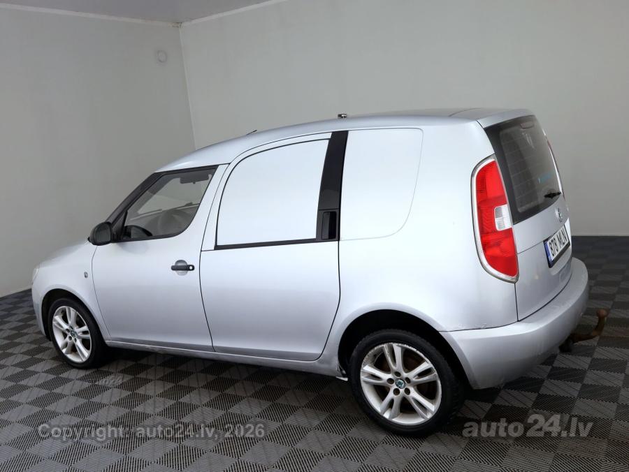 Pelēks Skoda Praktik 2008 Tallina, ar dzinēja tilpumu 1.40 L un nobraukumu 152 tūkst. km par 799 €, foto 5 vietnē AUTOMOTO.COM.LV