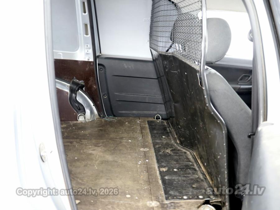 Pelēks Skoda Praktik 2008 Tallina, ar dzinēja tilpumu 1.40 L un nobraukumu 152 tūkst. km par 799 €, foto 8 vietnē AUTOMOTO.COM.LV