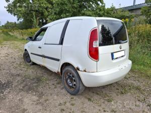 White Skoda Praktik 2007 in Riga, with an engine capacity of 1.40 L and mileage of 411 thousand km for 380 €, photo 4 on AUTOMOTO.COM.LV