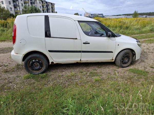 Balts Skoda Praktik 2007 Rīga, ar dzinēja tilpumu 1.40 L un nobraukumu 411 tūkst. km par 380 €, foto 7 vietnē AUTOMOTO.COM.LV