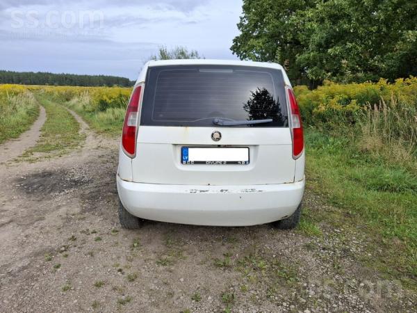 Balts Skoda Praktik 2007 Rīga, ar dzinēja tilpumu 1.40 L un nobraukumu 411 tūkst. km par 380 €, foto 5 vietnē AUTOMOTO.COM.LV