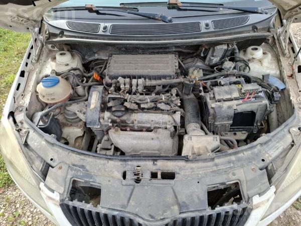 Balts Skoda Praktik 2007 Rīga, ar dzinēja tilpumu 1.40 L un nobraukumu 411 tūkst. km par 380 €, foto 9 vietnē AUTOMOTO.COM.LV