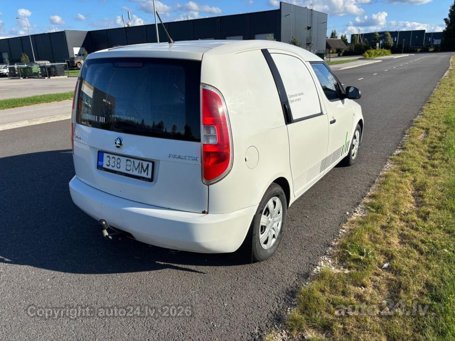 Balts Skoda Praktik 2014 Tallina, ar dzinēja tilpumu 1.20 L un nobraukumu 202 tūkst. km par 2000 €, foto 5 vietnē AUTOMOTO.COM.LV