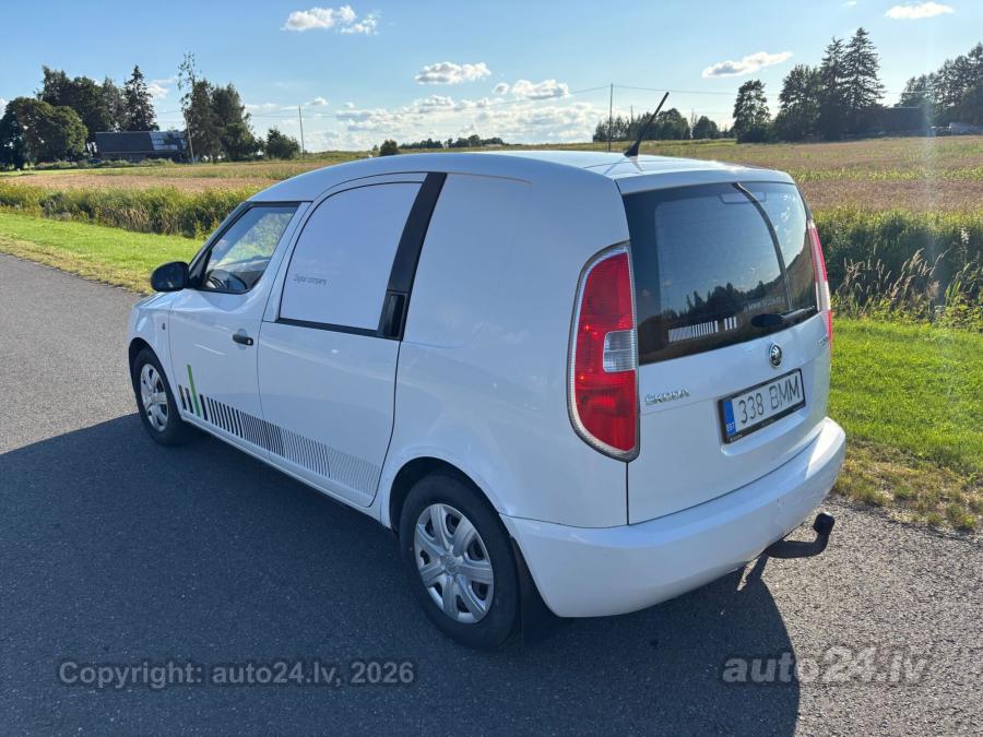 Balts Skoda Praktik 2014 Tallina, ar dzinēja tilpumu 1.20 L un nobraukumu 202 tūkst. km par 2000 €, foto 6 vietnē AUTOMOTO.COM.LV