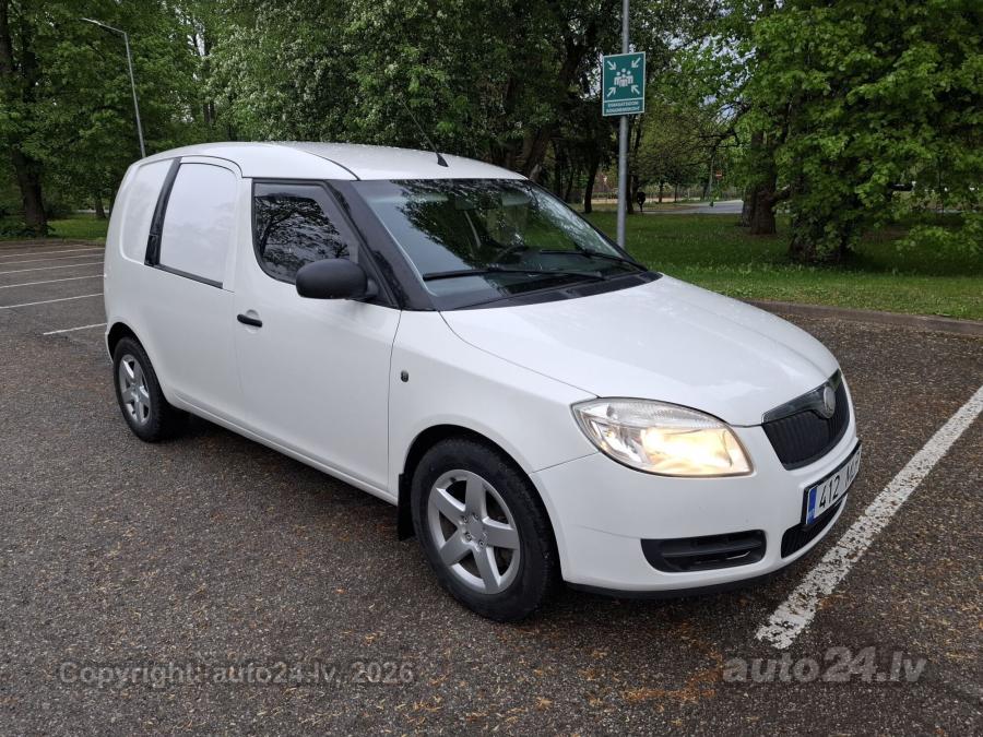 Белый Шкода Практик 2008 в Тарту, объемом двигателя 1.40 л и пробегом 261 тыс. км за 2500 €, фото 5 на AUTOMOTO.COM.LV