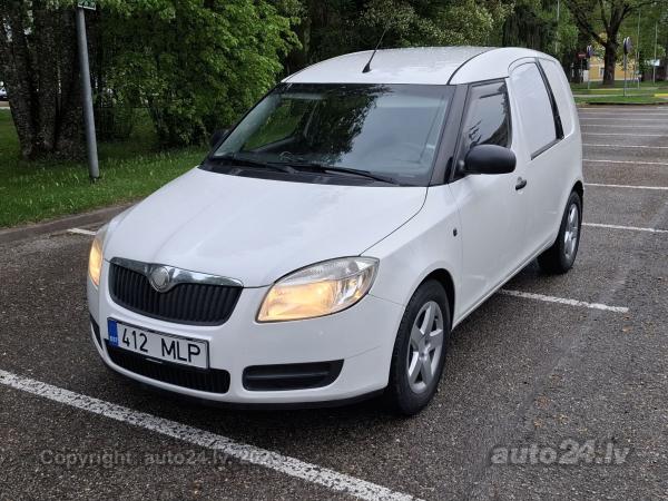 Balts Skoda Praktik 2008 Tartu, ar dzinēja tilpumu 1.40 L un nobraukumu 261 tūkst. km par 2500 €, foto 5 vietnē AUTOMOTO.COM.LV