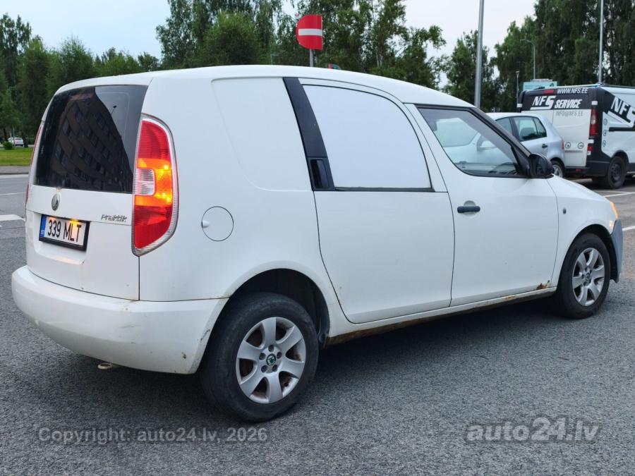 Balts Skoda Praktik 2008 Tartu, ar dzinēja tilpumu 1.40 L un nobraukumu 172 tūkst. km par 1499 €, foto 7 vietnē AUTOMOTO.COM.LV