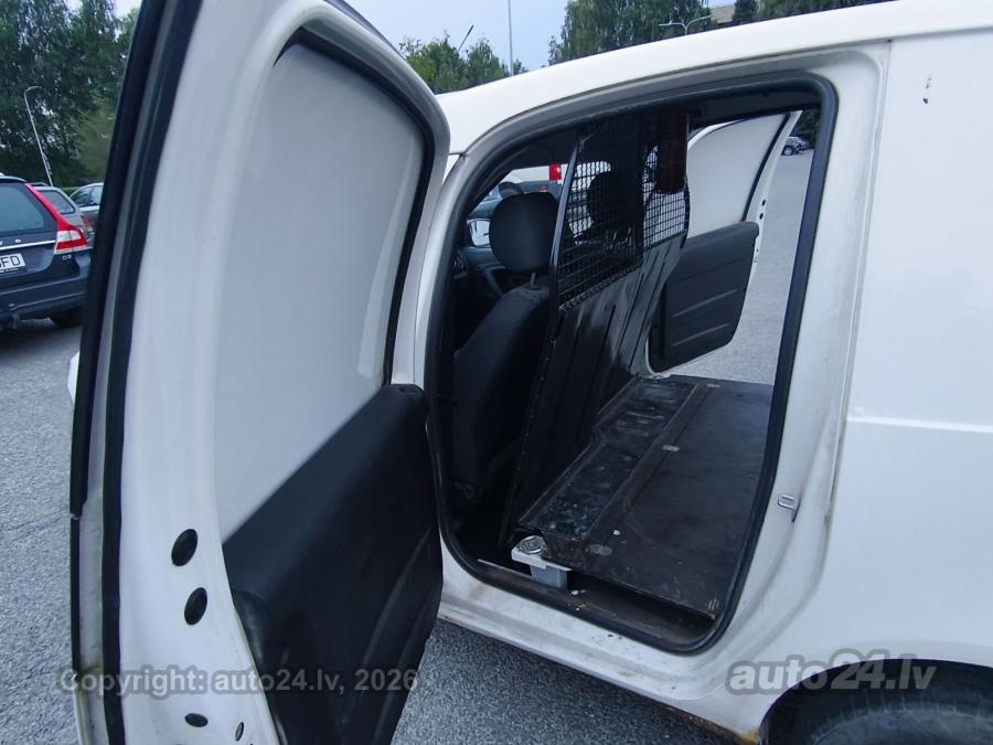 Balts Skoda Praktik 2008 Tartu, ar dzinēja tilpumu 1.40 L un nobraukumu 172 tūkst. km par 1499 €, foto 13 vietnē AUTOMOTO.COM.LV