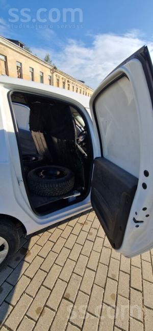 Balts Skoda Praktik 2010 Daugavpils, ar dzinēja tilpumu 1.20 L un nobraukumu 290 tūkst. km par 1400 €, foto 5 vietnē AUTOMOTO.COM.LV