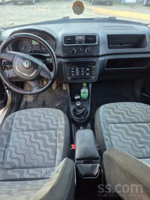Balts Skoda Praktik 2011 Saldus, ar dzinēja tilpumu 1.20 L un nobraukumu 349 tūkst. km par 1350 €, foto 5 vietnē AUTOMOTO.COM.LV