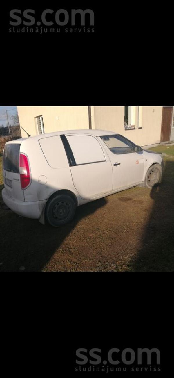 White Skoda Praktik 2013 in Talsi, with an engine capacity of 1.60 L and mileage of 304 thousand km for 600 €, photo 2 on AUTOMOTO.COM.LV