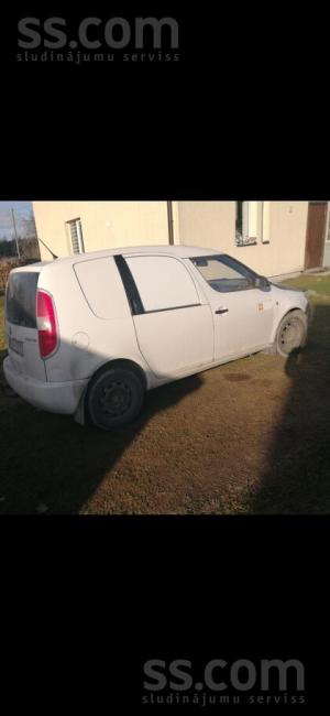 Balts Skoda Praktik 2013 Talsi, ar dzinēja tilpumu 1.60 L un nobraukumu 304 tūkst. km par 600 €, foto 3 vietnē AUTOMOTO.COM.LV