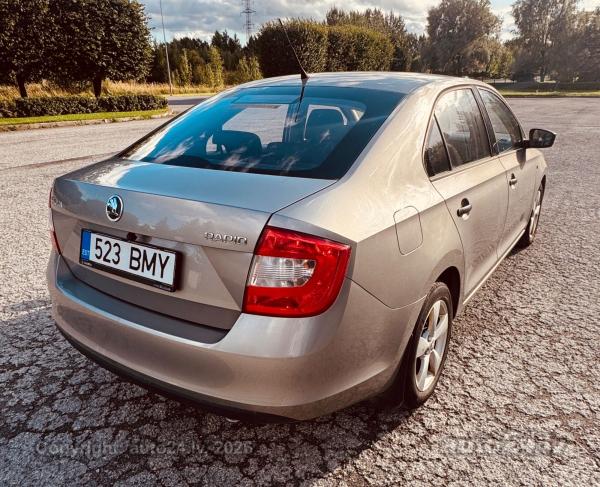 Skoda Rapid 2014 in Tallinn on AUTOMOTO.COM.LV Beige Skoda Rapid 2014 in Tallinn, with an engine capacity of 1.20 L and mileage of 140 thousand km for 5900 €, photo 4 on AUTOMOTO.COM.LV